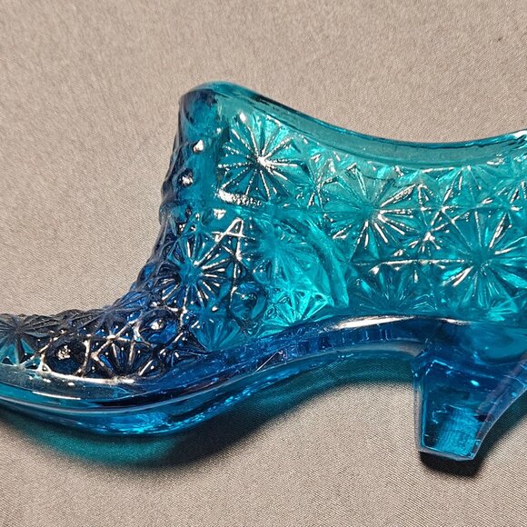 Fenton | Art | Vintage Fenton Daisy Button Blue Glass Slipper | Poshmark